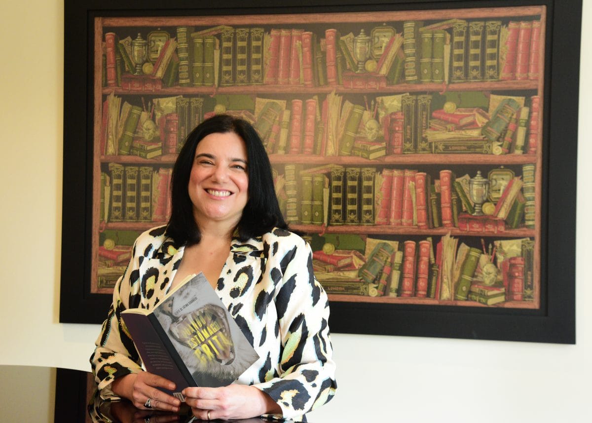 Juíza piracicabana Eliete de Fátima Guarnieri lança livro de contos ...