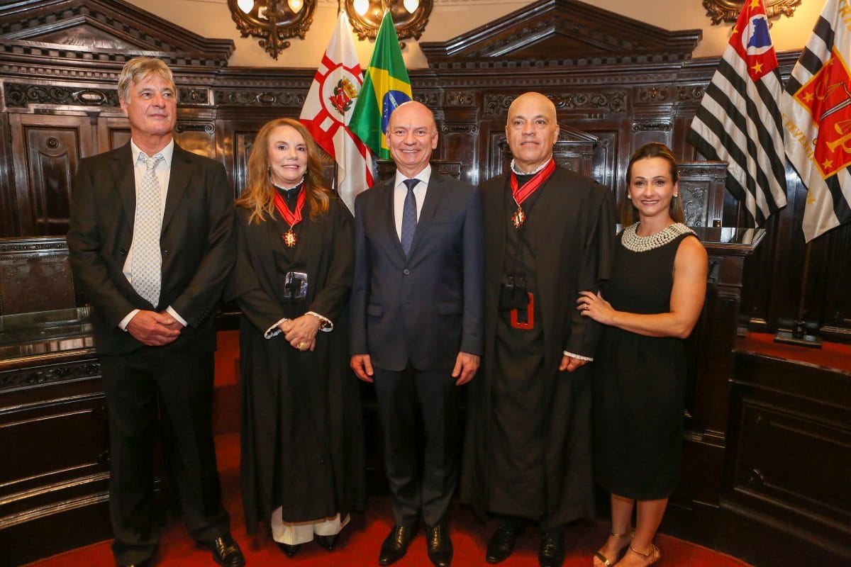 Afonso Celso da Silva e Heloísa Martins Mimessi tomam posse como desembargadores - Apamagis